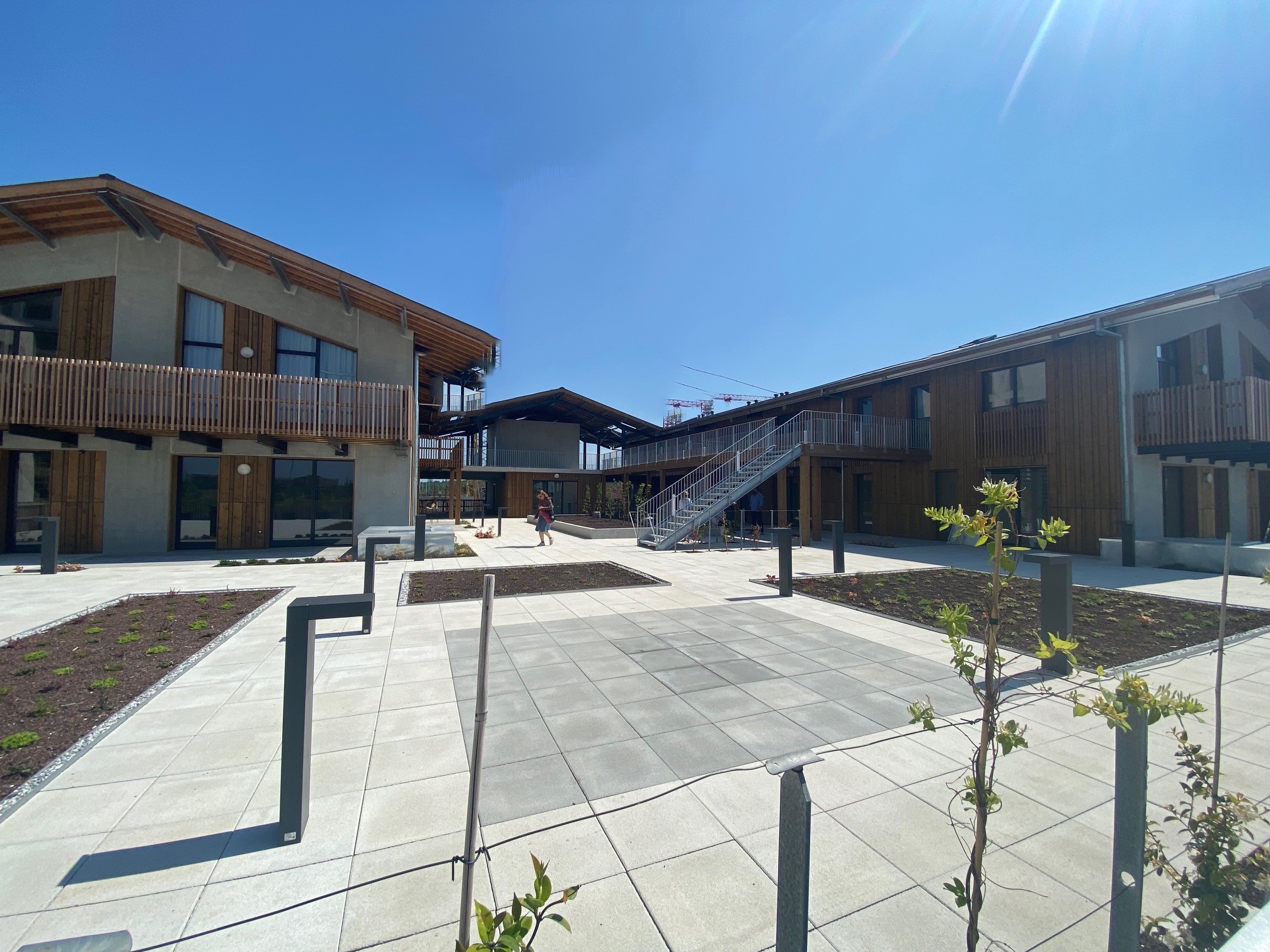 Base de données Habitat Participatif et Oasis : Le Jardin Suspendu